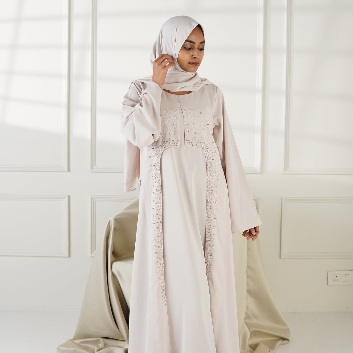 Liyana Cape Abaya - Baby Pink – MODEST ESSENTIALS US